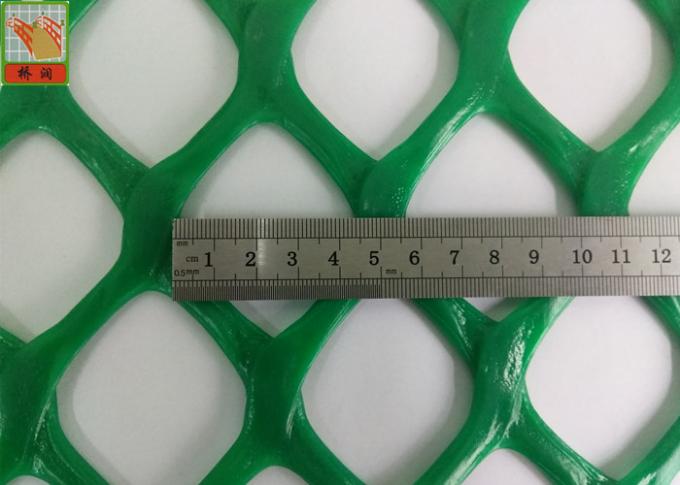 Heavy Duty Plastic Construction Netting Green Color 40 Mm * 40 Mm Hole Size